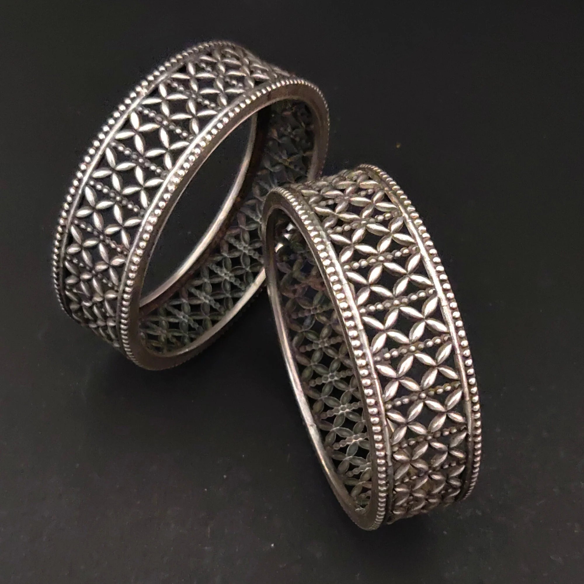 Kada & Bangles – GGC Silver